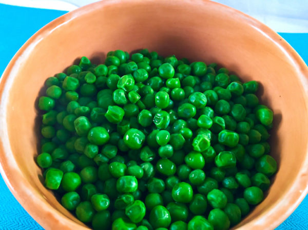 Steamed Peas – 90/10 Nutrition